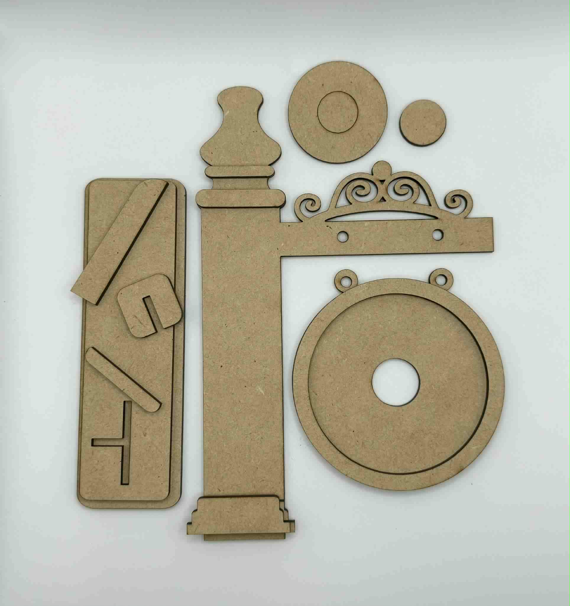 Sm. Interchangeable Sign Post and Monthly Inserts | The DIY Duo